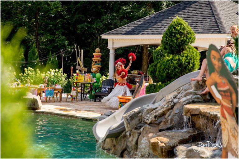 Summer Luau in Warren NJ Event Photographer | Photography by Jen Davis